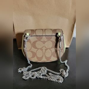 Coach | Bags | Coach Morgan Card Case On A Chain In Signature Canvas ...
